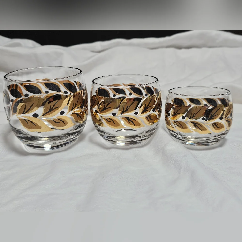 Kitchen | Federal Laurel Leaf Roly Poly Glassware Set | Poshmark